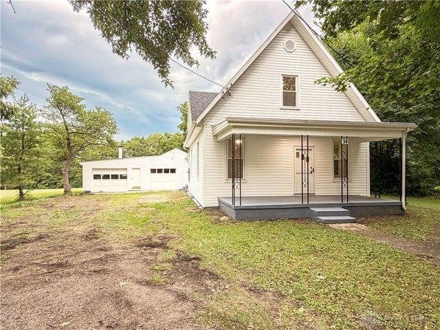 38 N Kimmel Rd, Clayton, OH 45315