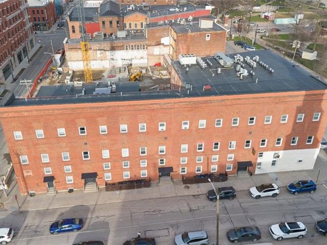 38 N Park Row, Erie, PA 16501