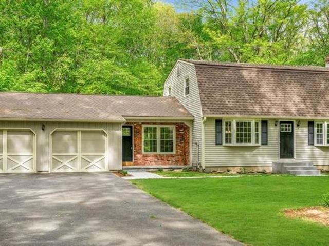 38 Nepaug Rd, Burlington, CT 06013