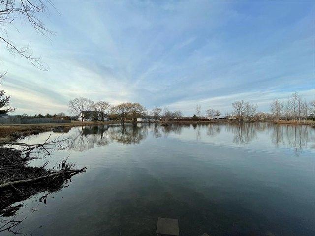 38 Nightingale Cir, Camargo, IL 61919