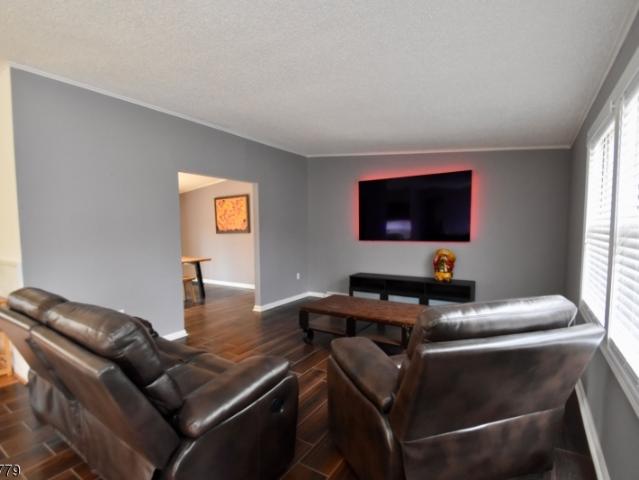 38 Notch Rd