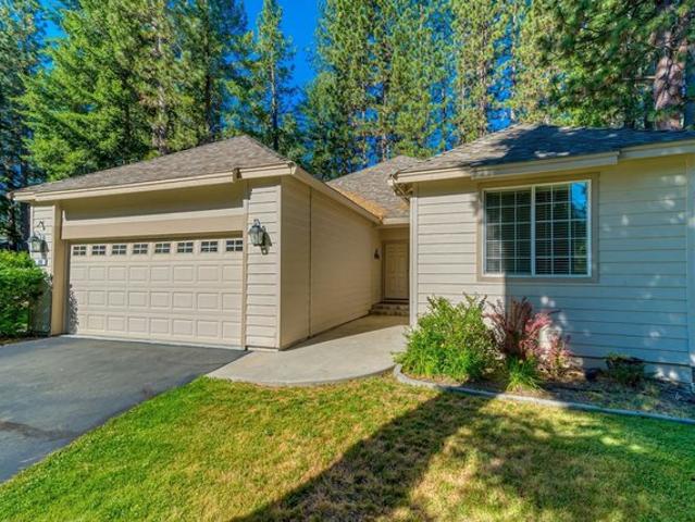 38 Oak Ct, Blairsden, CA 96103