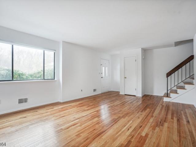 38 Park Street # 13D