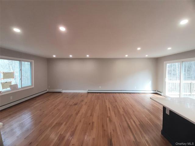 38 Pine Woods Rd, Hyde Park, NY 12538 | MLS #991878