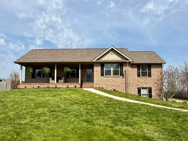 38 Pinnacle PT Drive