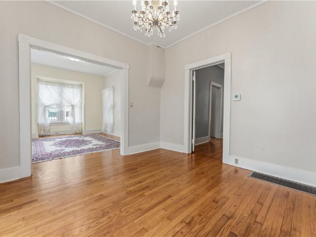 38 Ridgeway Avenue
