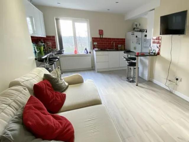 38 Rookery Road, Metchley, B29 7DQ, United Kingdom | 6 bed house for rent #162170511 | Rentberry