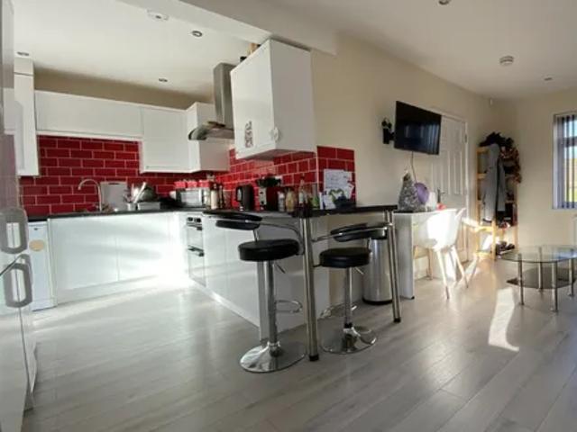 38 Rookery Road, Metchley, B29 7DQ, United Kingdom | 6 bed house for rent #162170666 | Rentberry