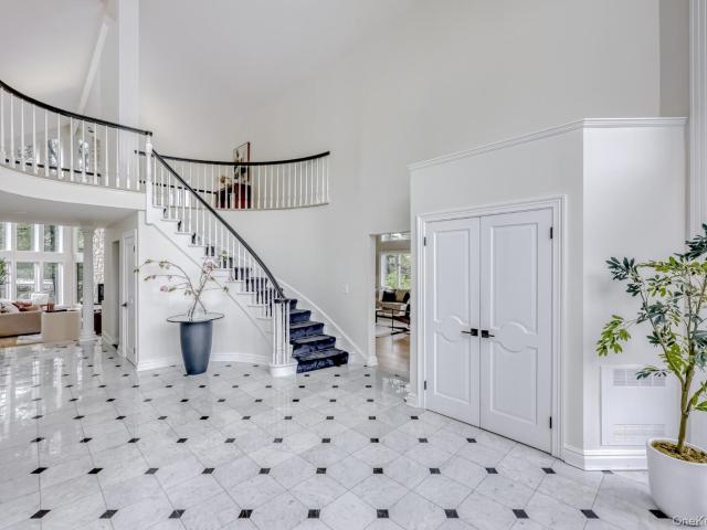 38 Roberts Road