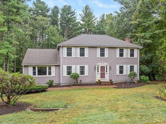38 Robin Rd, Norfolk, MA 02056
