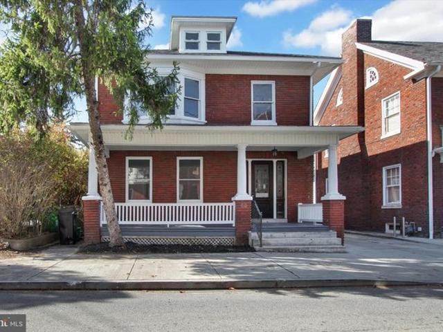 38 S Hartley St, York, PA 17401