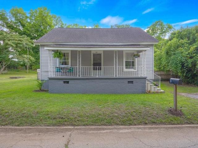 38 S 6th St, Greenville, SC 29611