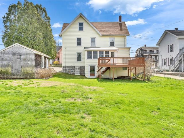 38 School St, Westerly, RI 02891 | MLS #1409 | Compass