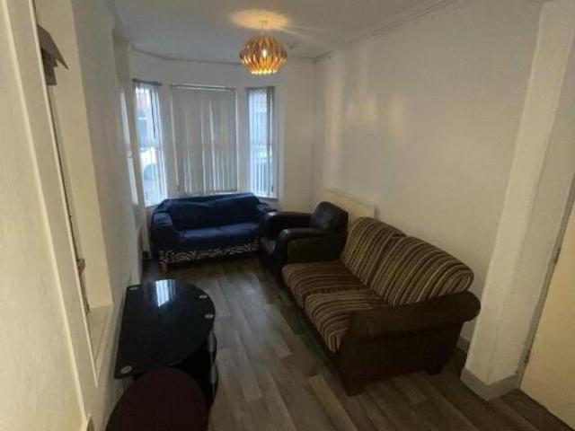 38 Sandymount Street, Belfast, BT9 5DP