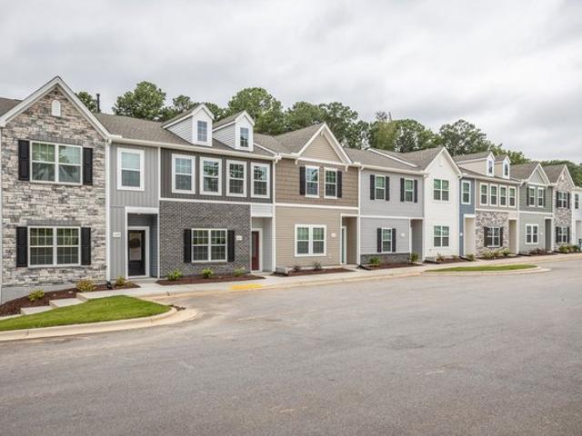 38 Seville Way, Clayton, NC 27520