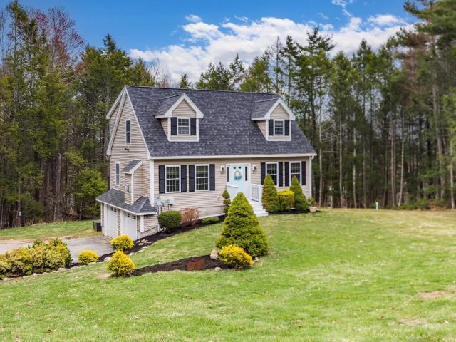 38 Sofia Way, Nottingham, NH 03290 | MLS #5084 | Compass