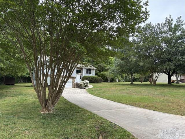 38 Stonehedge Drive