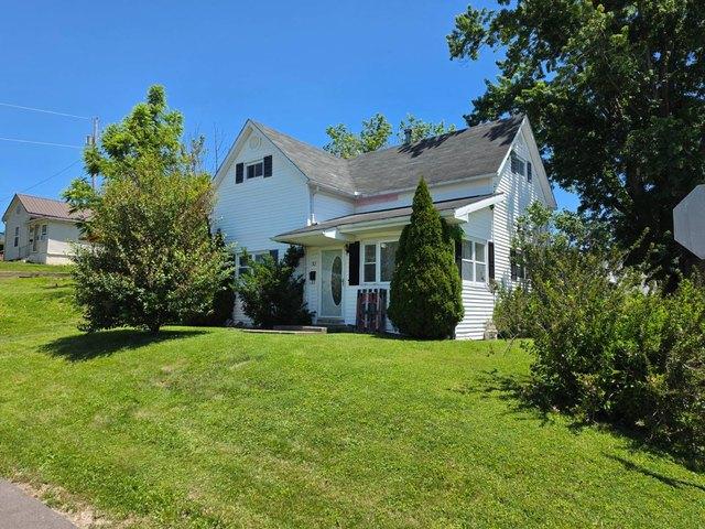 38 Star St, Jackson, OH 45640