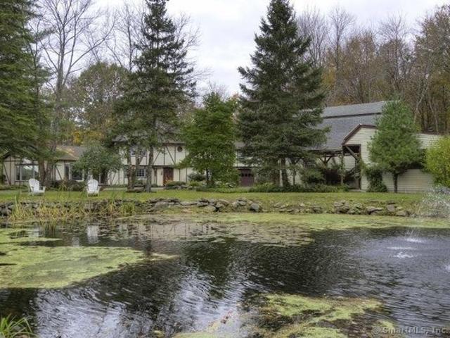 38 Strawberry Rdg, Warren, CT 06777