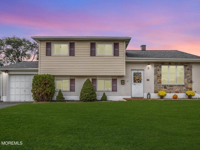 38 Sunnybrae Blvd, Hamilton, NJ 08620