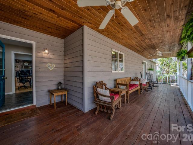 38 Sutton Knob Road