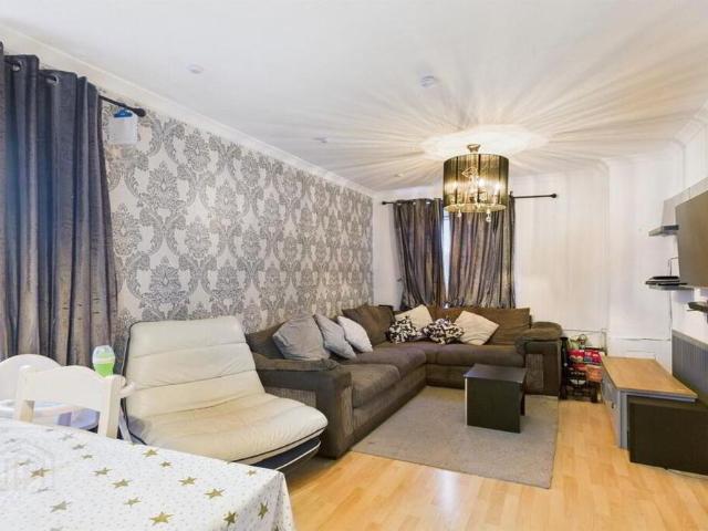 38h Drumart Lodge, Belfast, BT8 7ET