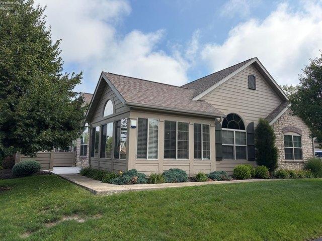 3904 Coventry Ln, Huron, OH 44839