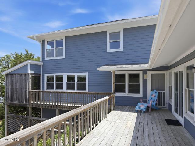 3904 Emerald Drive