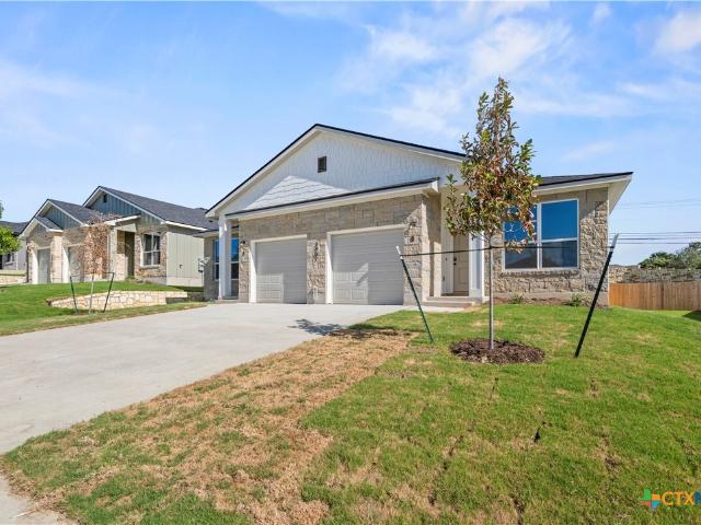 3904 Sugar Hackberry Trail