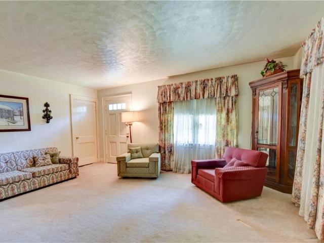 3904 Wyatt DR