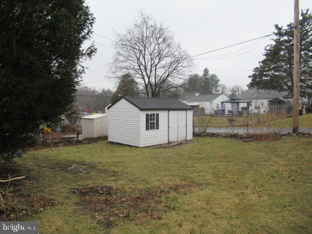 3904 Walnut Street