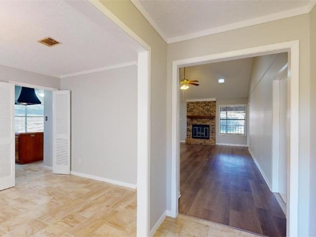 3904 Windwood Circle