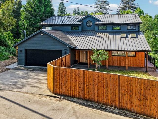 3905 N Overlook Ter, Portland, OR 97227