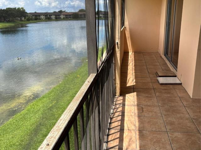 3905 N Nob Hill Rd, Unit 205, Sunrise, FL 33351 | MLS #F10521