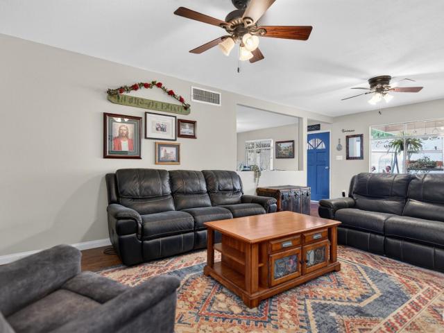 3905 Noel Place