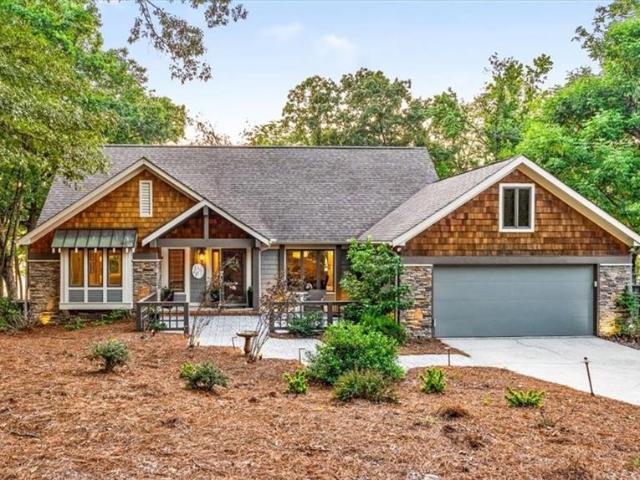 3905 Oak Hollow Drive