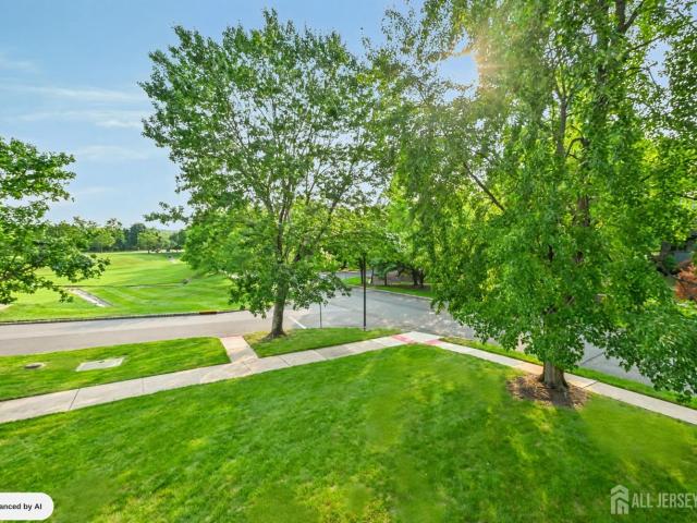 3905 Balsam Way