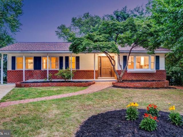 3905 Lincolnshire St, Annandale, VA 22003
