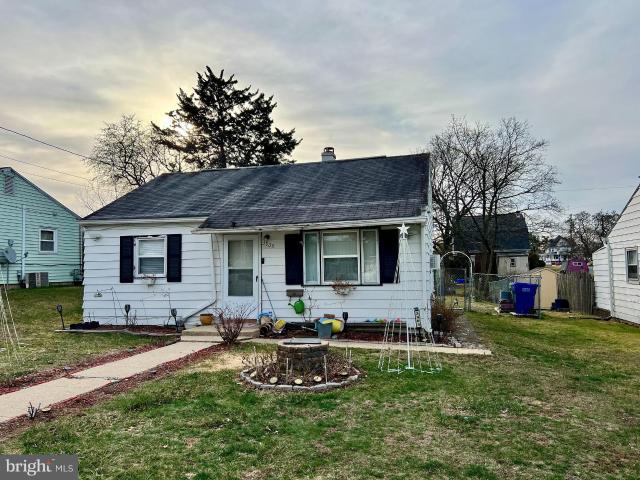 3905 Rauch St, Harrisburg, PA 17109 | MLS #PADA2057 | Compass