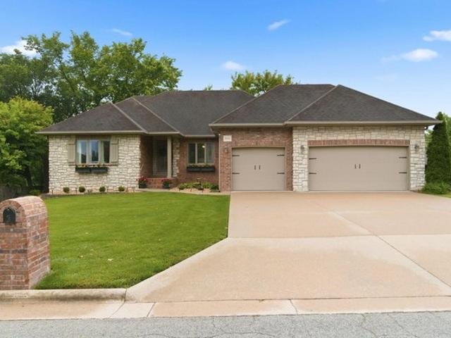 3906 E Eastmoor St, Springfield, MO 65809