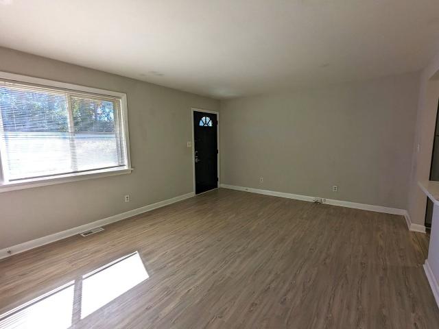 3906 Lexington 2 Bedroom Apartment for Rent at 3906 Lexington Drive, Raleigh, NC 27606 Southwest Raleigh