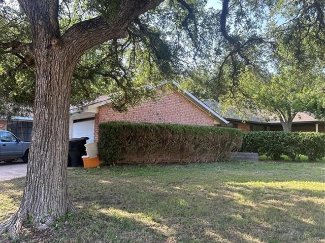 3906 Shallowford
