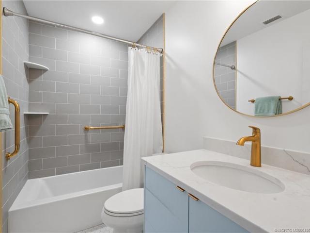 3907 NW Cinnamon Tree Cir, Jensen Beach, FL 34957 | MLS #M20054