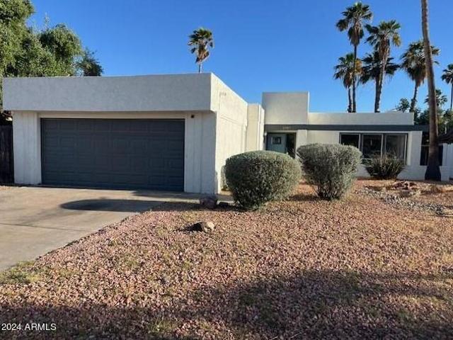 3907 E Aster Dr, Phoenix, AZ 85032