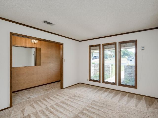 3907 Eagle Way
