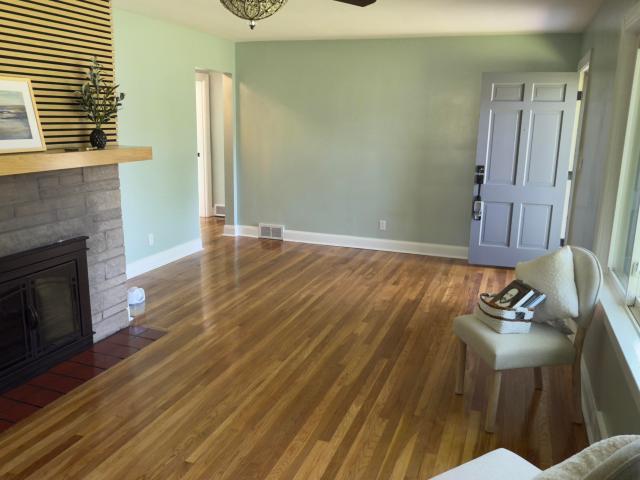 3907 Glen Oak Dr