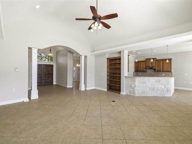 3907 Kite Dr