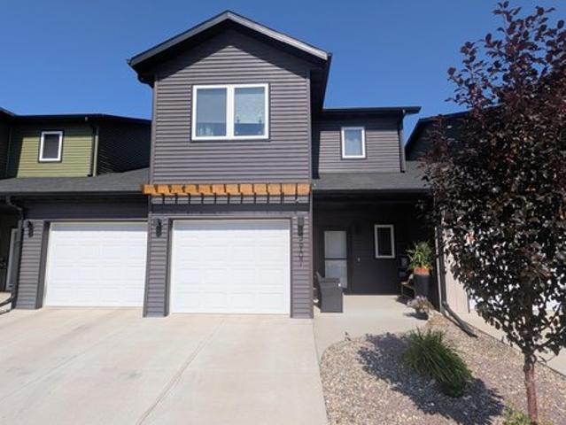 3907 Leighton Dr, Bismarck, ND 58504