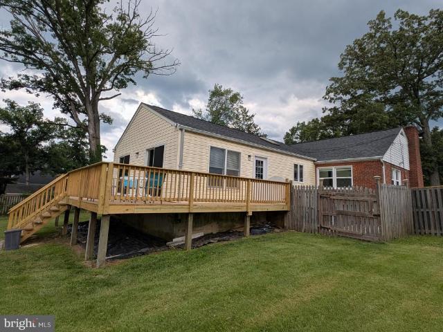 3907 Prosperity Avenue