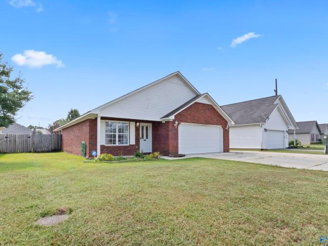 3907 Steve Perkins Drive SW